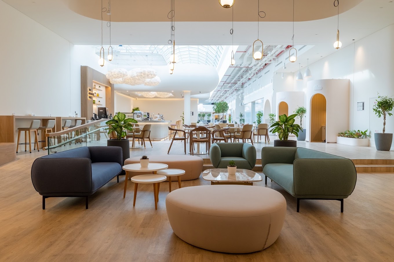 The #1 Way to Get a Job in the GCC | Professional Pyramid